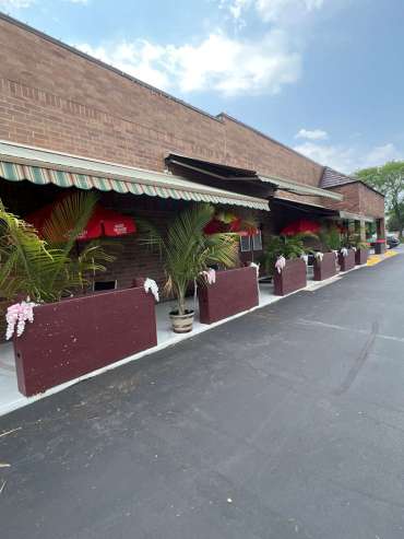 Stats Bar & Grill – A BAR & GRILL ON FIRE!